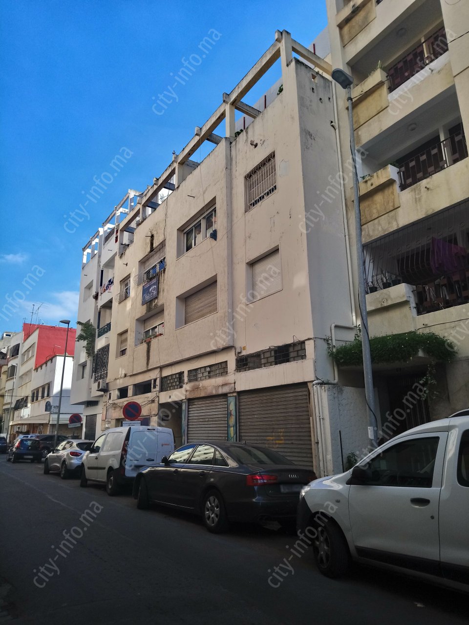 27, Rue El Houdhoud - le bâtiment à Casablanca, Maroc - CityInfo