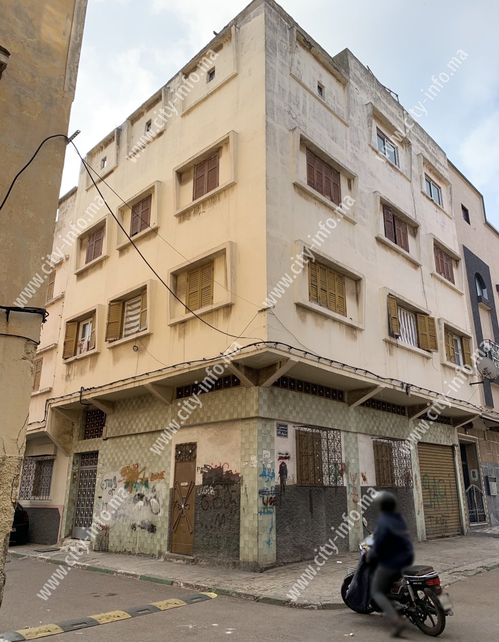 45 - le bâtiment à Casablanca, Maroc - CityInfo