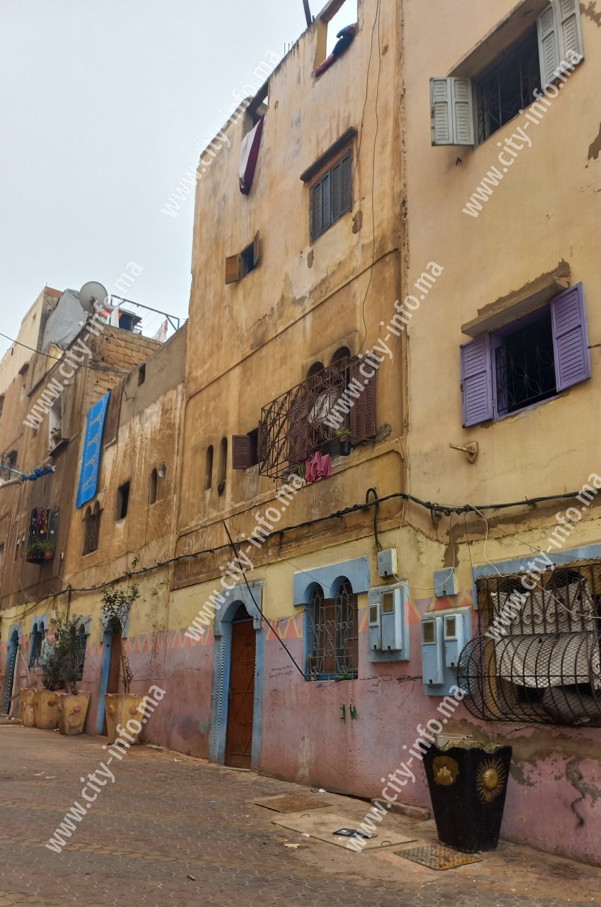 Rue 22 - le bâtiment à Casablanca, Maroc - CityInfo