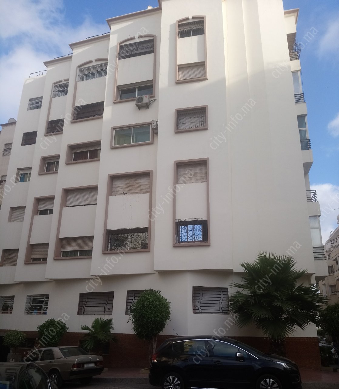 Résidence Ouim - le bâtiment à Casablanca, Maroc - CityInfo