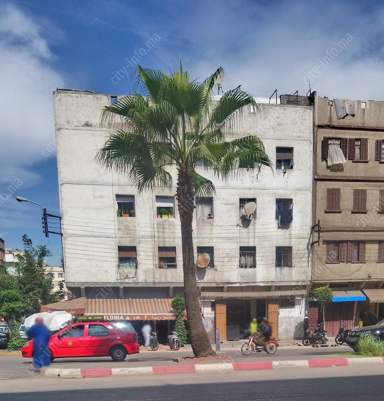 Rue 30 - le bâtiment à Casablanca, Maroc - CityInfo