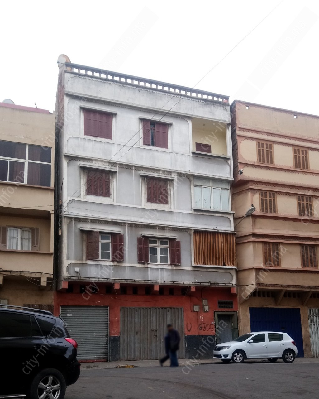 Rue Al Aahd - le bâtiment à Casablanca, Maroc - CityInfo
