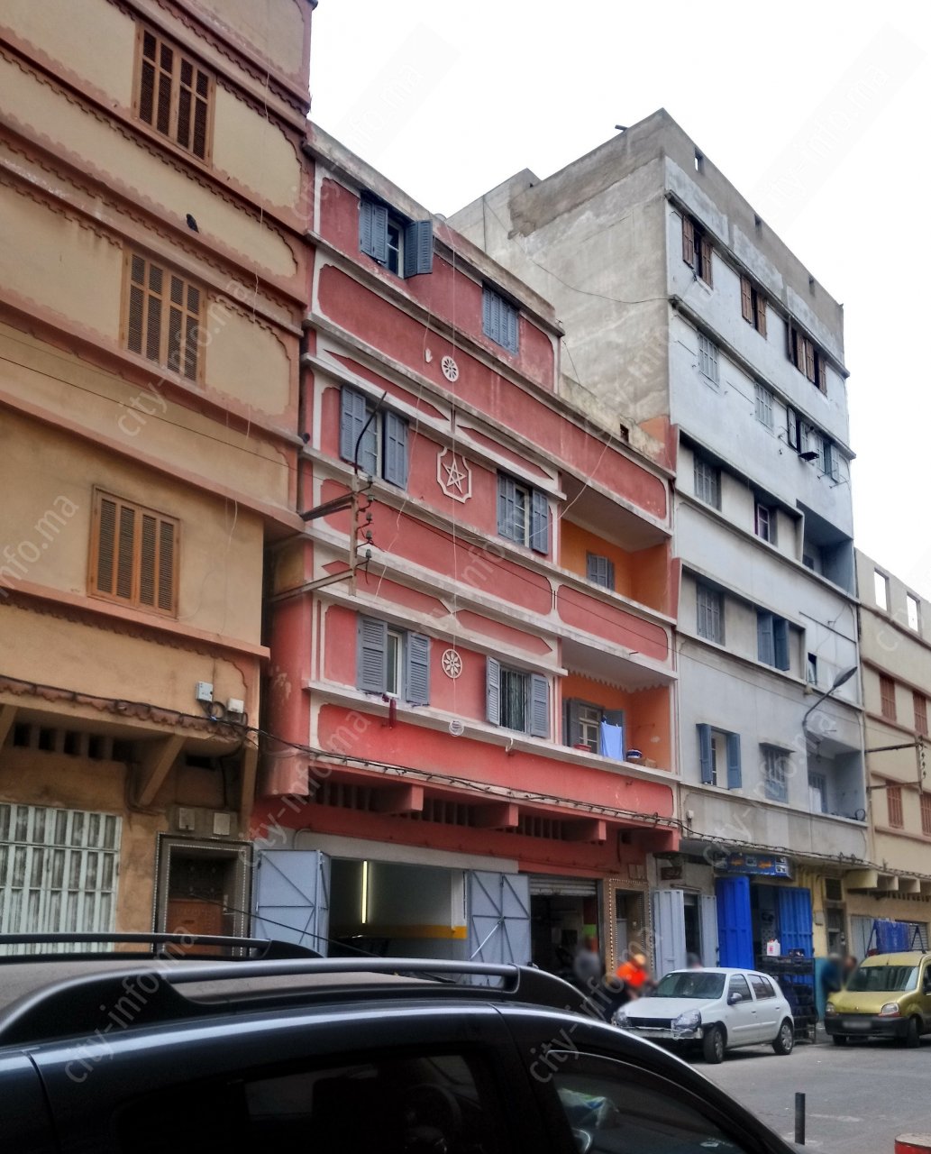 Rue Al Aahd - le bâtiment à Casablanca, Maroc - CityInfo